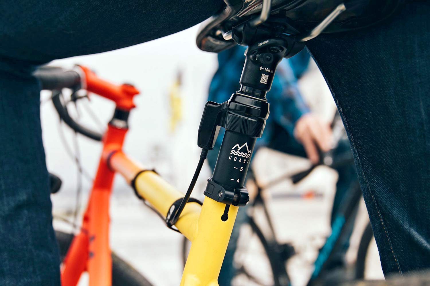 PNW Coast, the world's first combined suspension & dropper seatpost ...