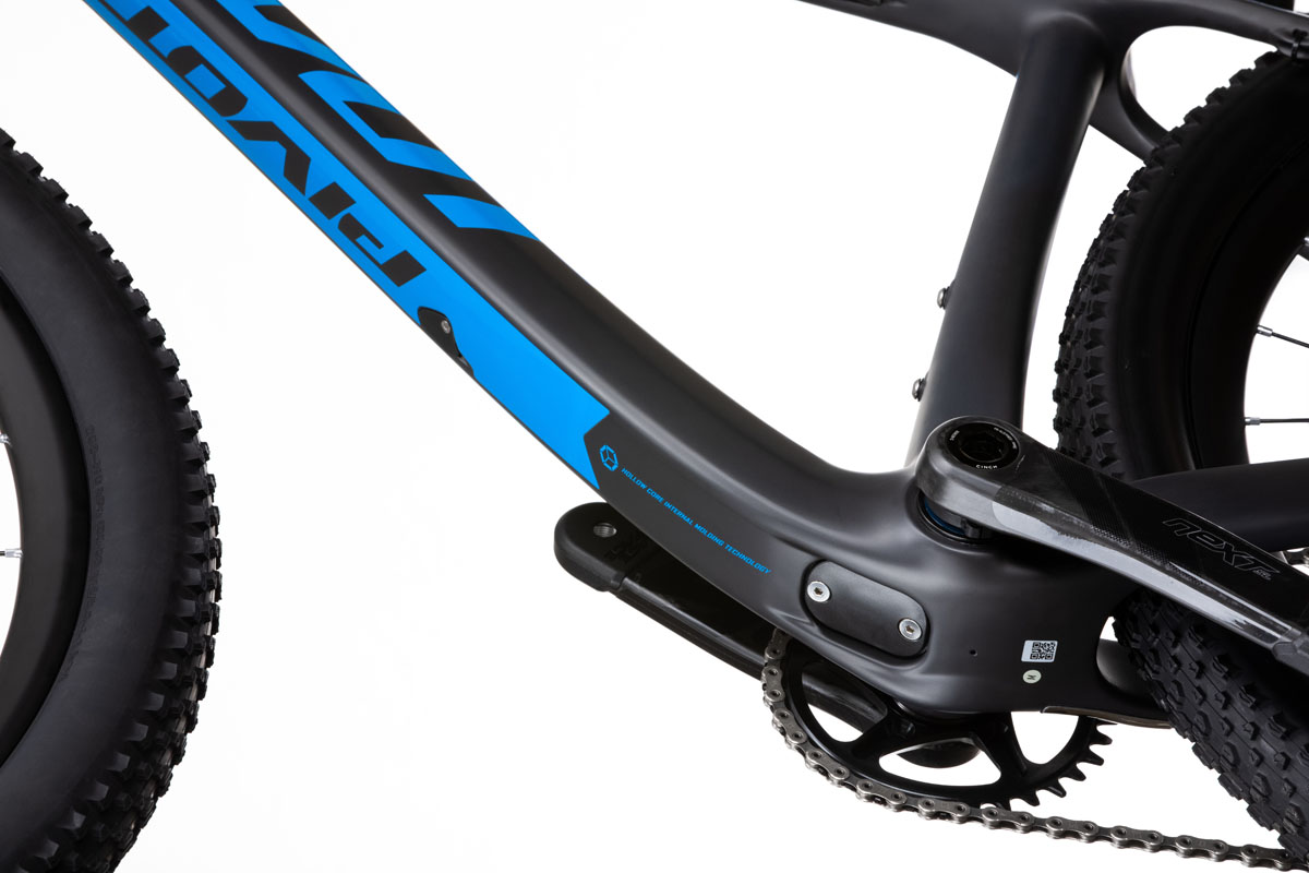 Pivot LES sheds more grams with new LES SL XC race hardtail frame ...