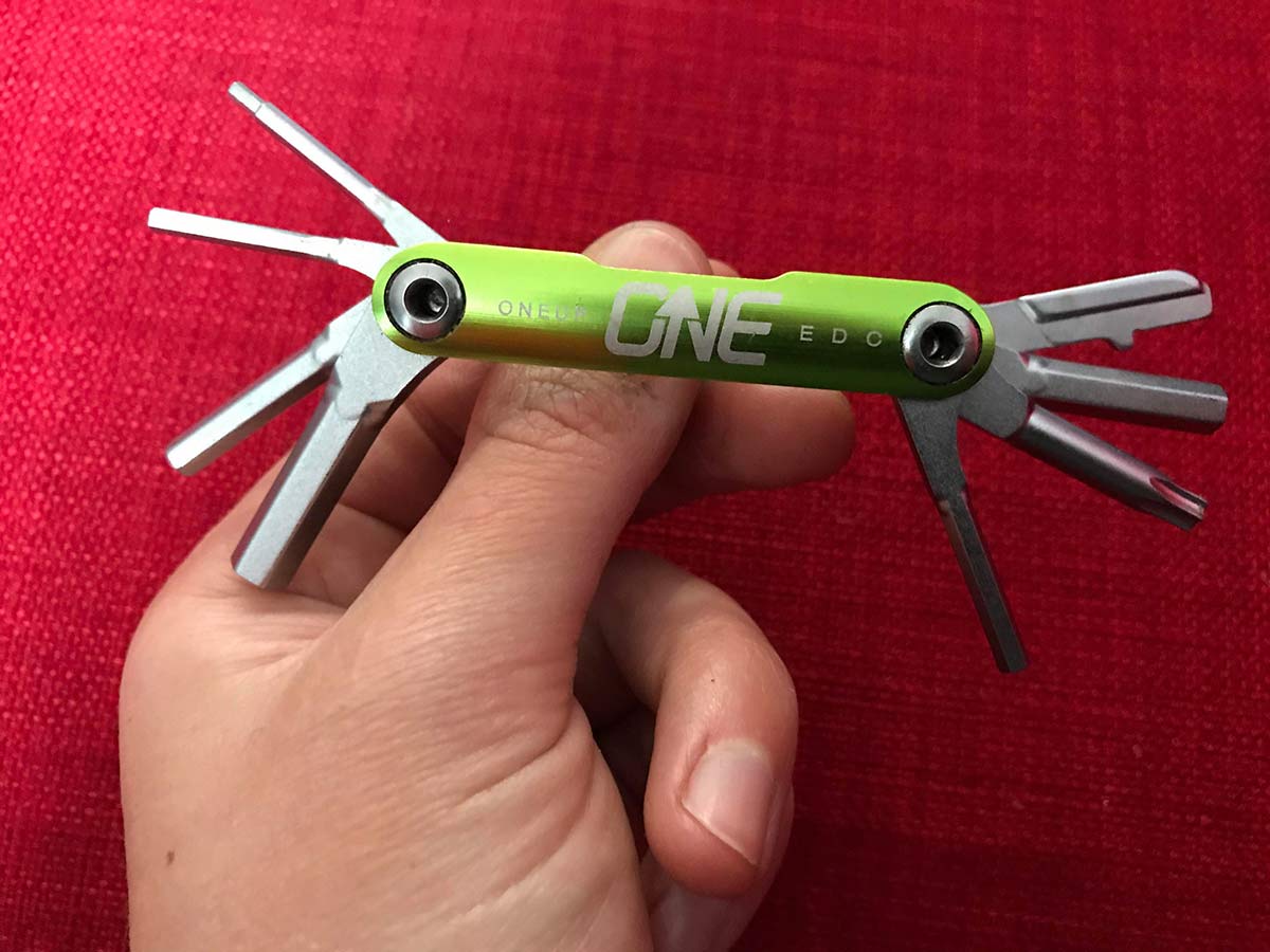Review: OneUp EDC Tool + EDC Stem combo = no more steerer tapping ...