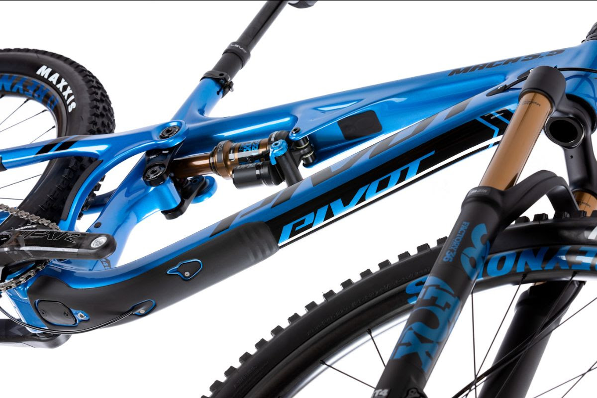 Pivot Mach 5.5 Carbon lands a new Bass Boat Blue paint job - Bikerumor