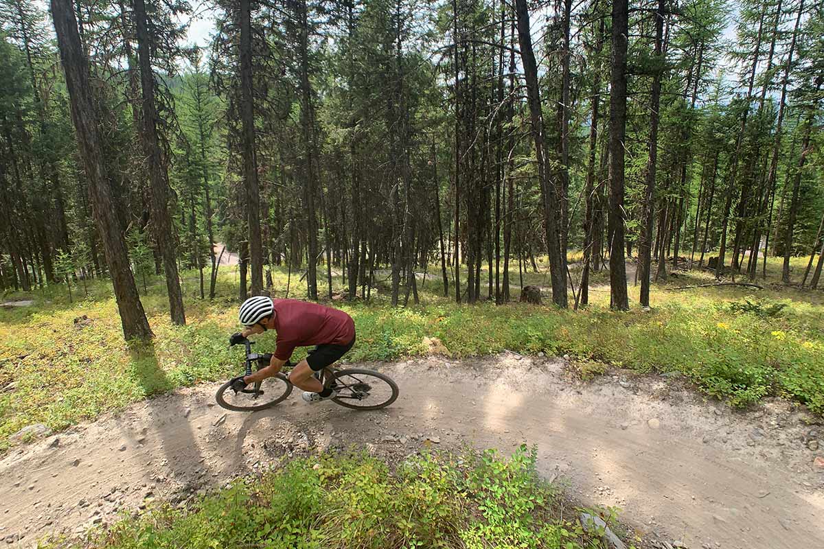 First Rides! Shimano GRX Di2 gravel group grinds for days in Montana's mountains - Bikerumor