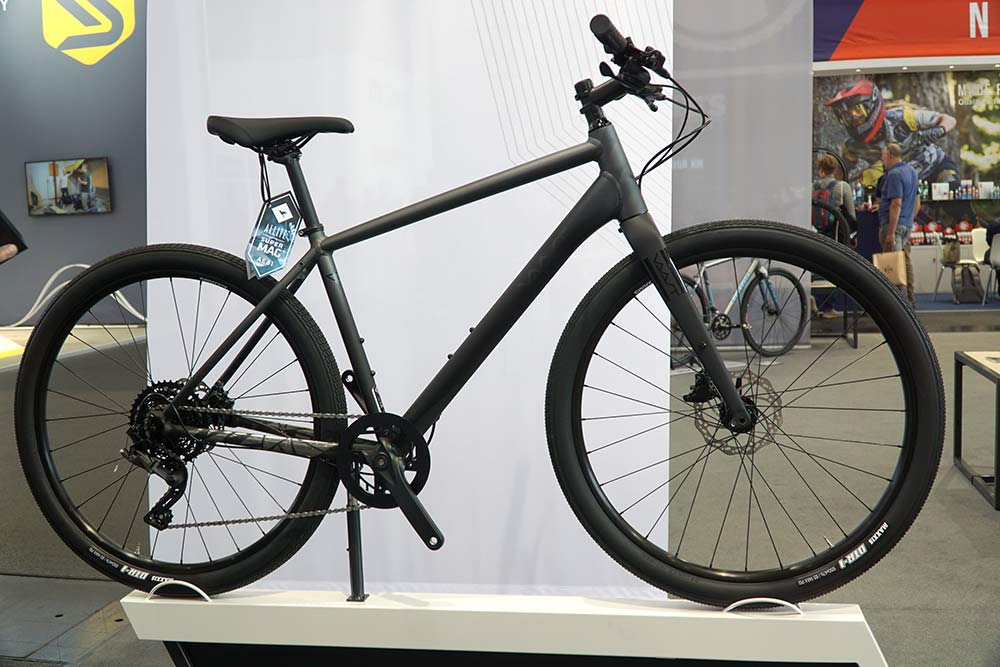 VAAST introduces "Super Magnesium" tubing on new gravel, mountain ...