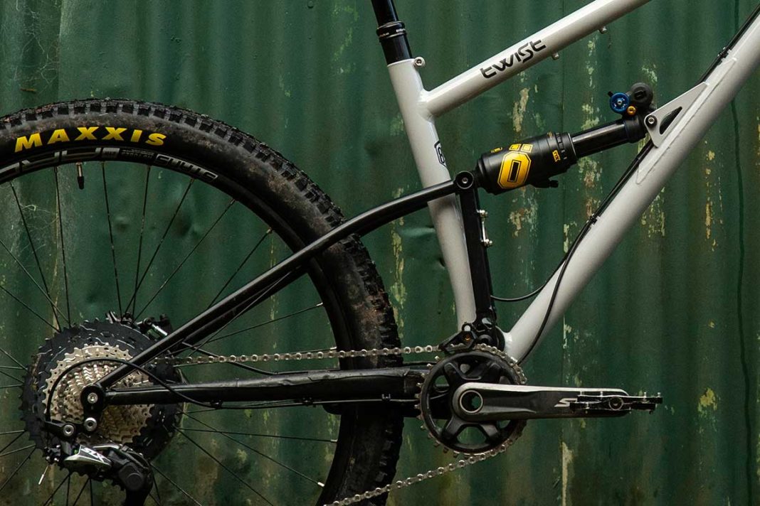 Starling Twist mullet enduro MTB with Murmur front triangle and Swoop ...