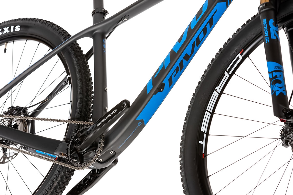 All-new Pivot LES Singlespeed offers modern geo, lighter frame & one ...