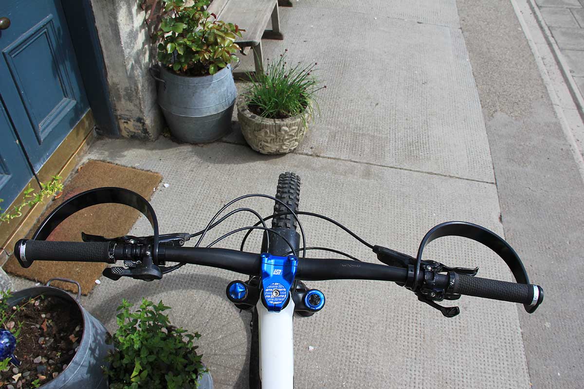 Review: GEO Handguards protect your paws and controls from trees, just ...