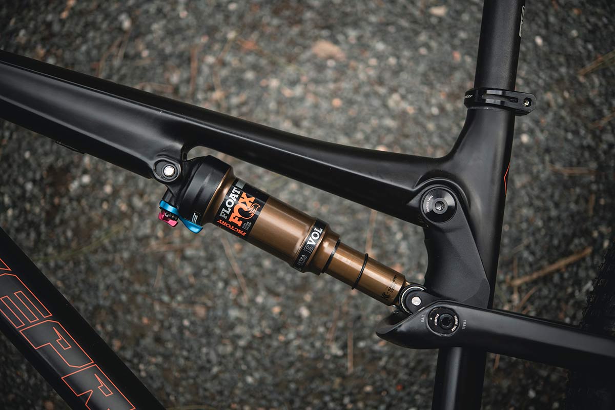 Ltd Ed Nukeproof Reactor 290 ST is a short travel aggressive XC/Trail ...