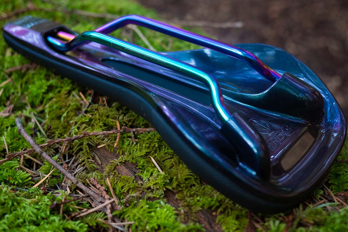 SDG Bel-Air V3 saddles up svelte compact comfort for all day trail ...