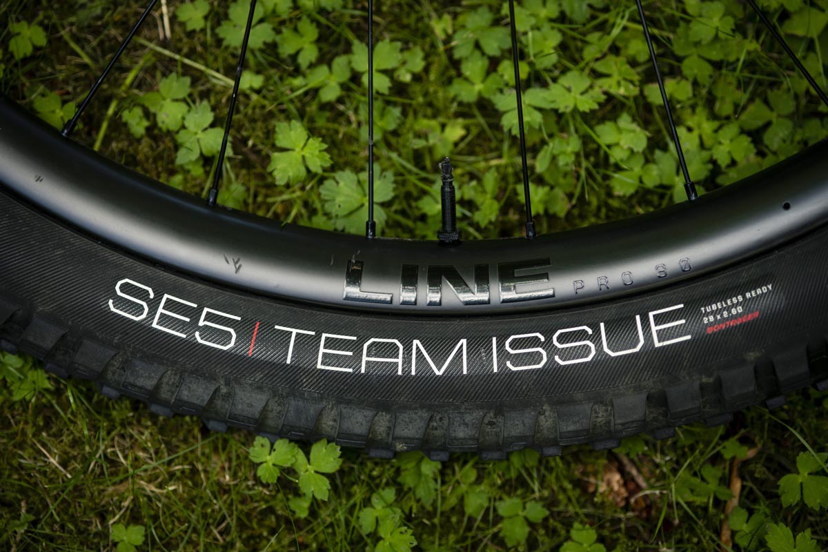 Bontrager releases all new carbon Line 30 Pro & Elite MTB wheelsets ...