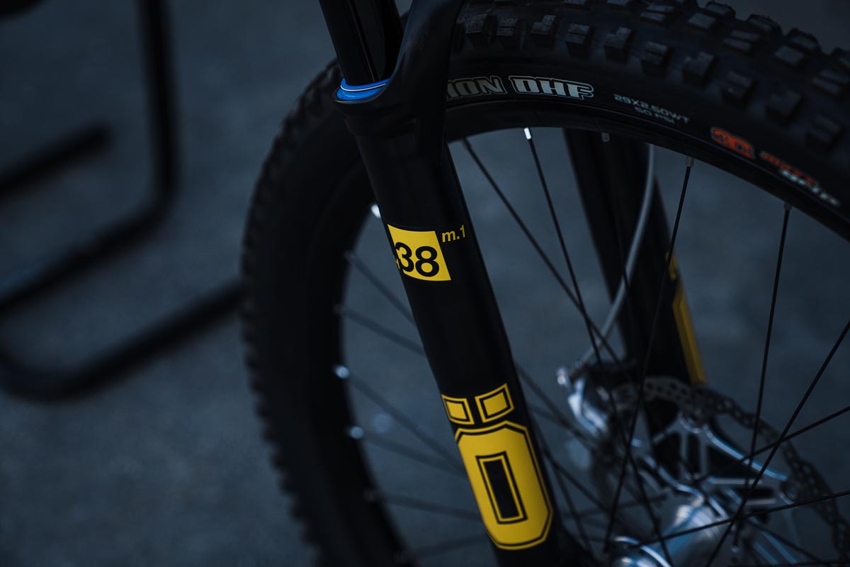 Öhlins DH38 m.1 enhances control w/ updated air spring & damper, new ...