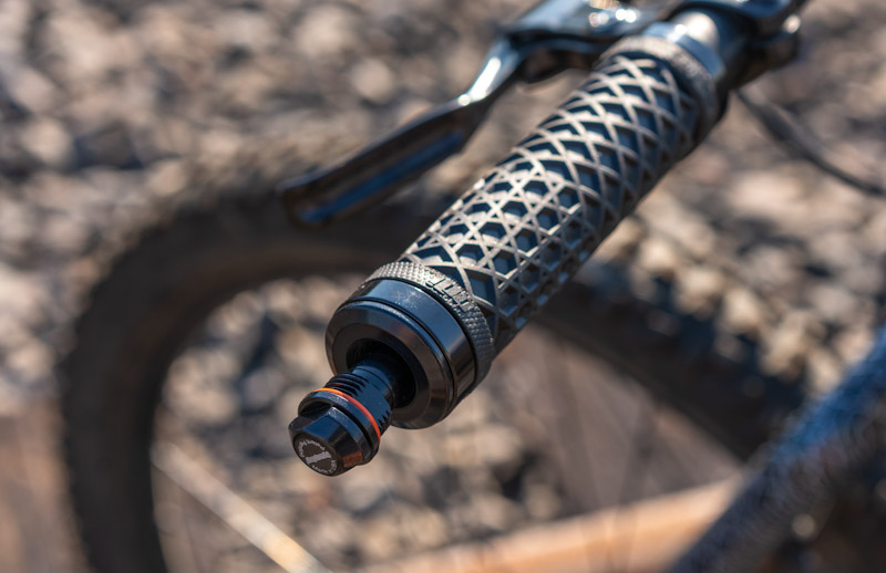 Dynaplug goes covert, hiding four quick-access tubeless plugs in your ...