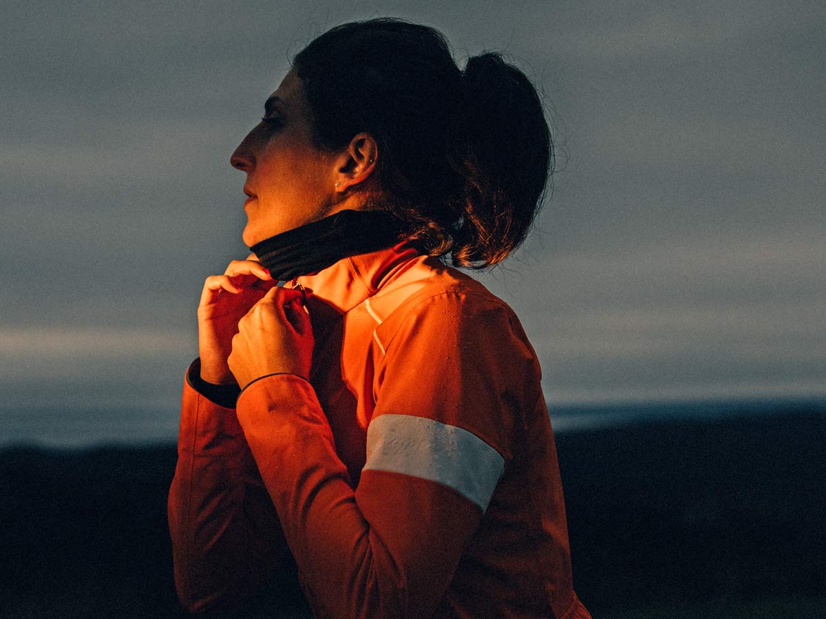 Rapha Classic Winter Gore-Tex Jacket evolves cold weather protection ...