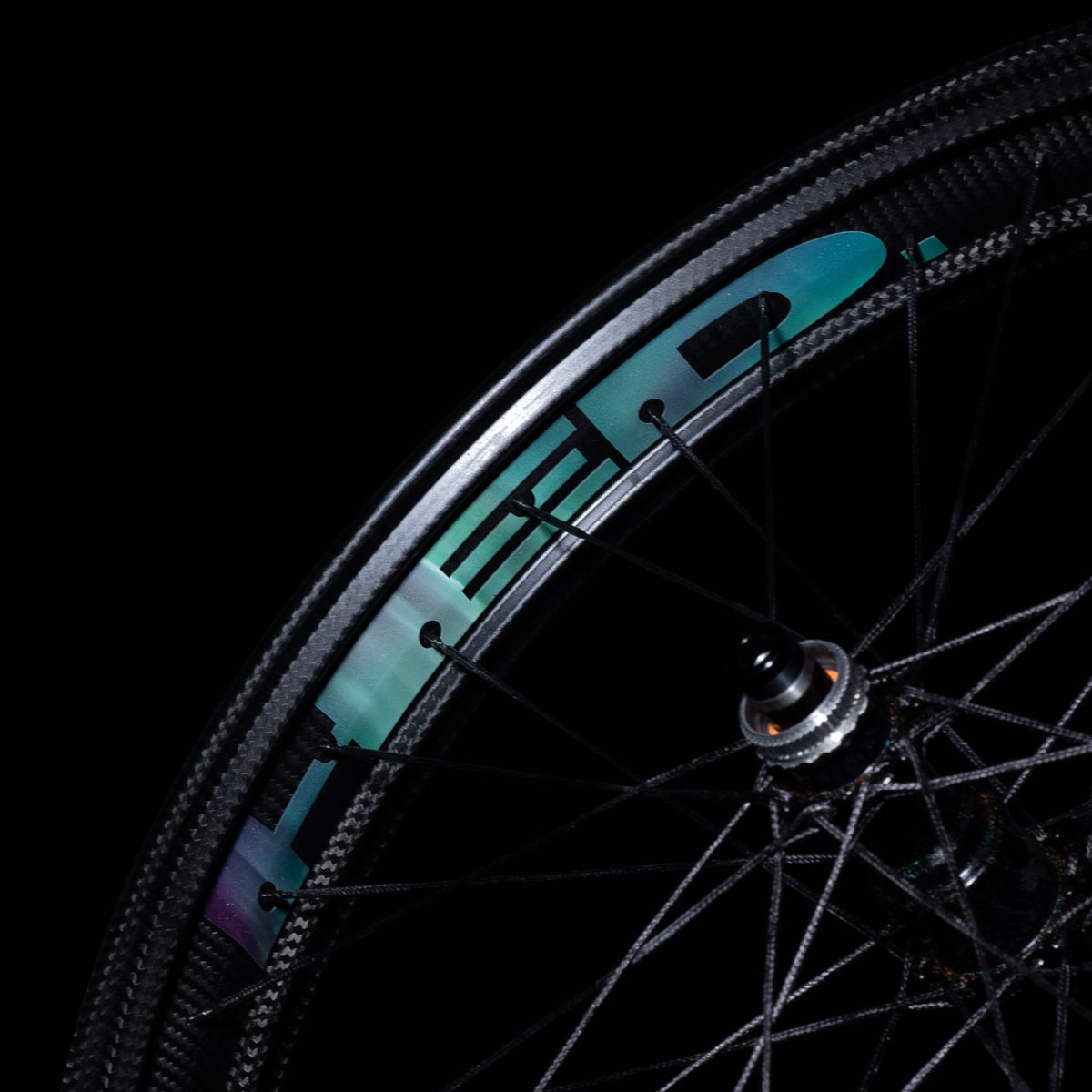 HED, Berd & Onyx team up to create super light carbon fat bike wheels ...