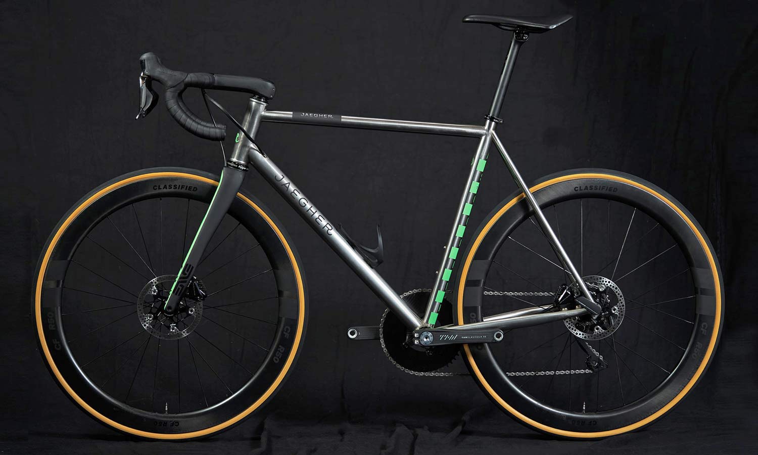 Jaegher + Classified hid 2x11 gearing in Boonen’s new 1x road bike ...