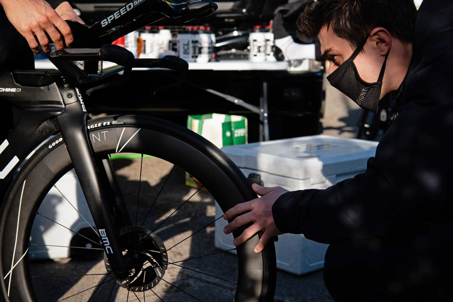 Hunt 60 Limitless Aero carbon road wheels go deeper, faster for pro ...