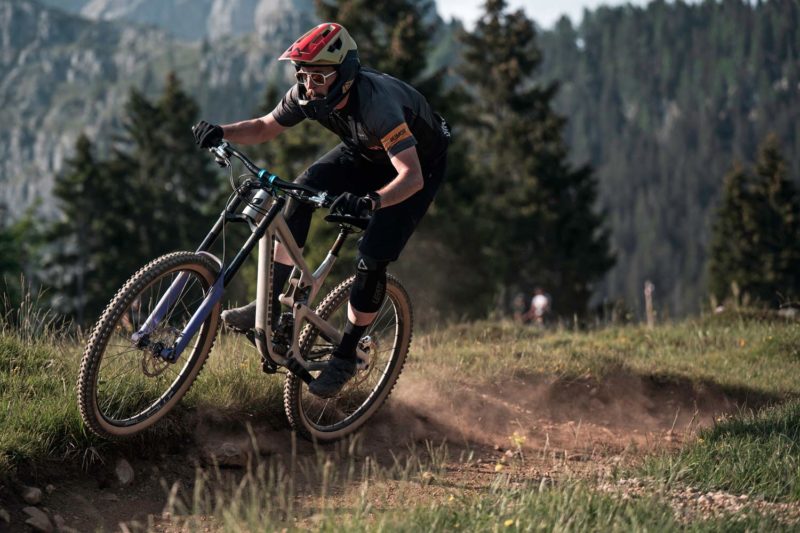 AASQ 153: How do Suspension Rebound and Compression Damping Adjustments ...