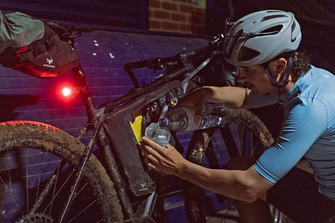 Apidura doubles capacity in 3L bikepacking Hydration Bladder - Bikerumor