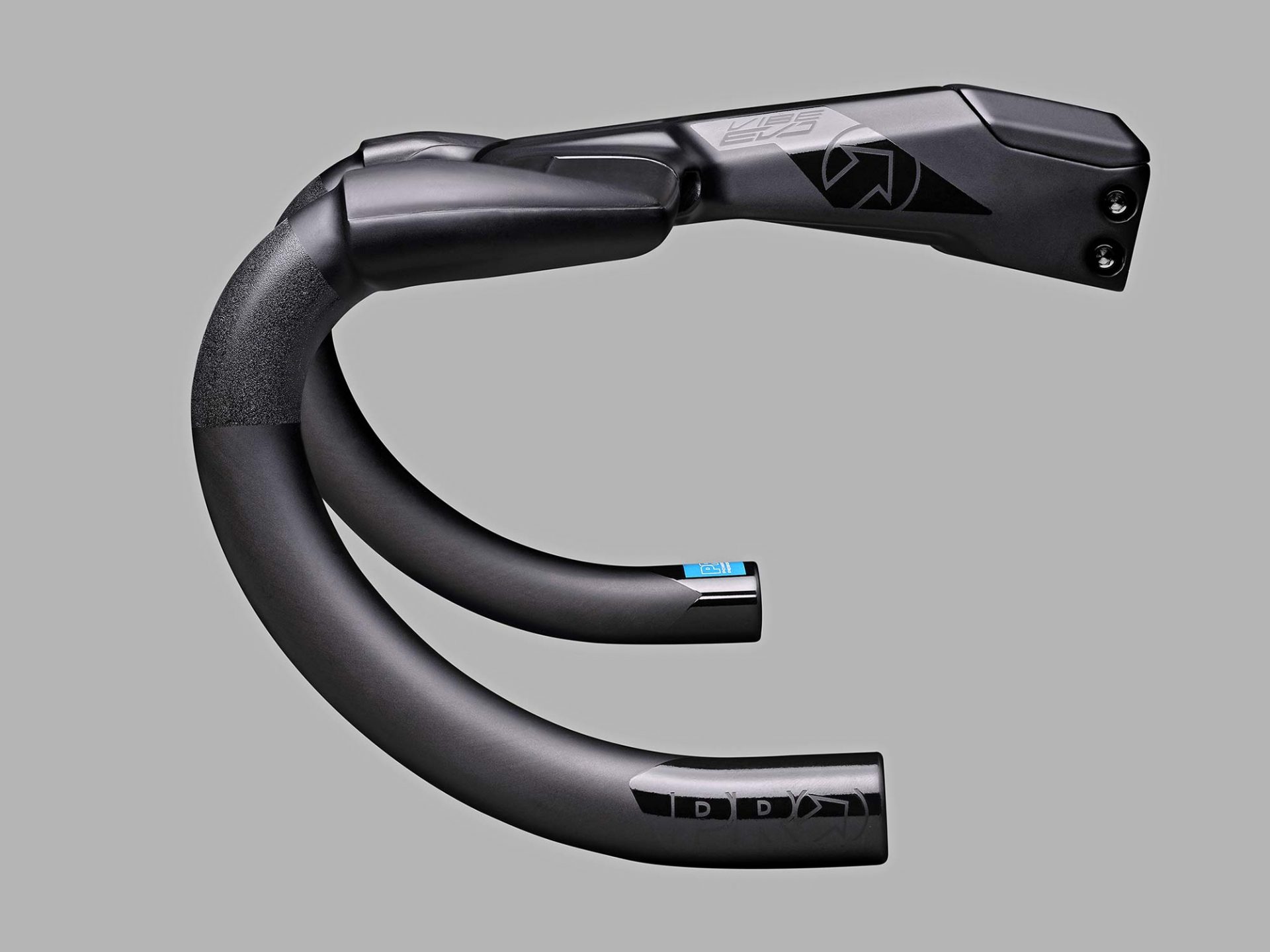 PRO Vibe Evo handlebar reintegrates aero road cockpit - Bikerumor