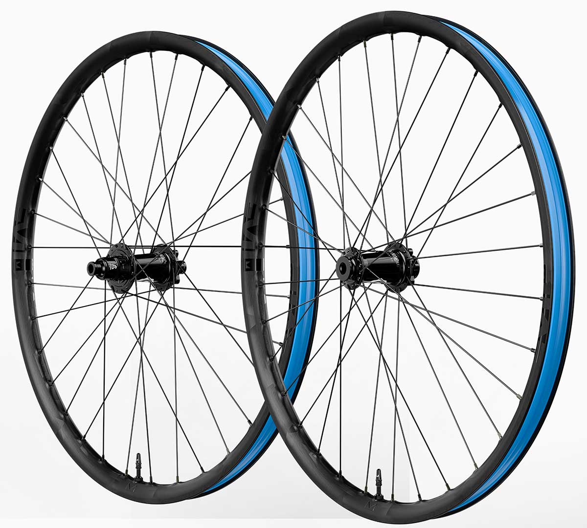 Evil Finds Loopholes FusionFiber MTB Wheels deliver a smoother, quieter ...