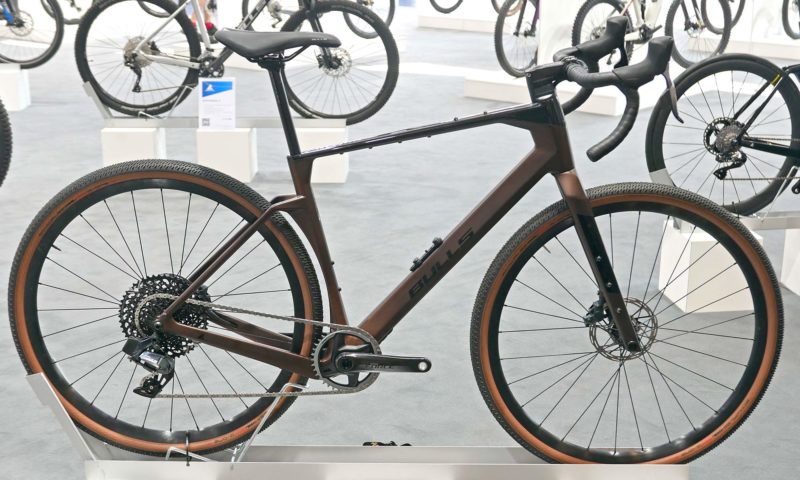 New Bulls gravel Machete, aero road, Sonic eMTBs & more! - Bikerumor