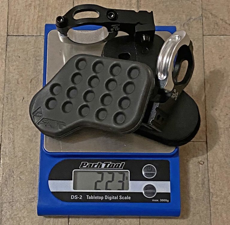 Review: Farr Arm Rests & Carbon Aero Bolt-On mini aero bars - Bikerumor