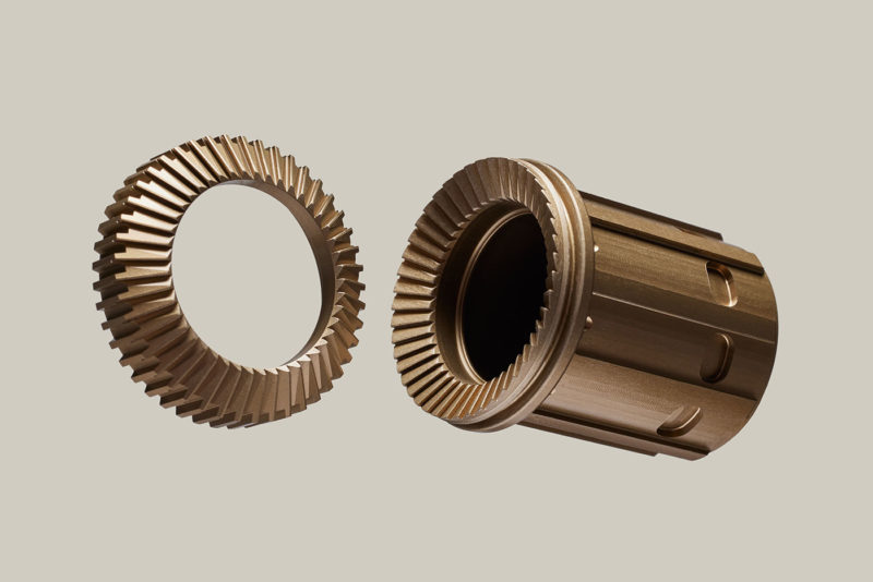 Tactic Racing debuts ultralight hubs weighing just 215g...for the set ...