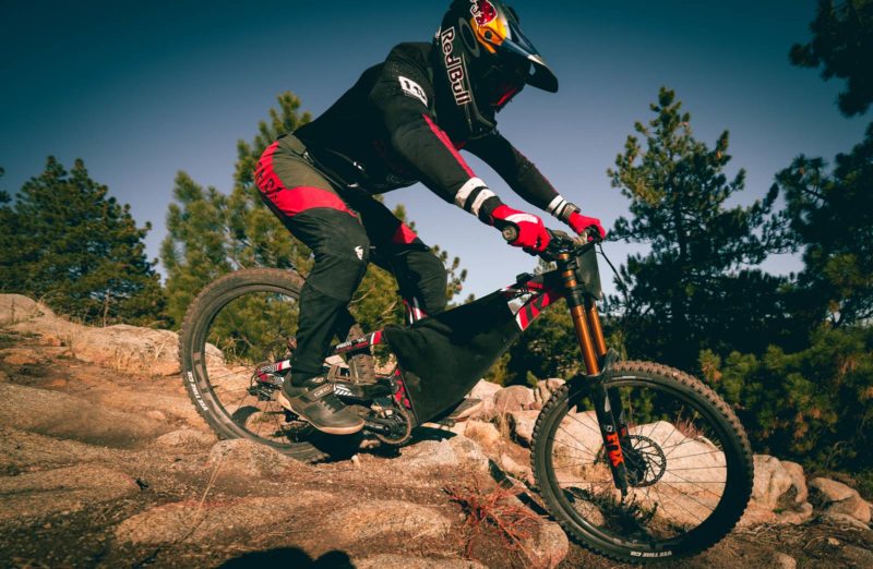 Vee Tire Co to support Aaron Gwin, Intense Factory Racing, Commencal ...