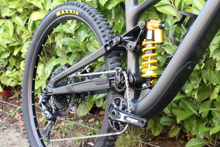 CORE Bike: Hope HB.916 High-Pivot Enduro MTB Unveiled - Bikerumor