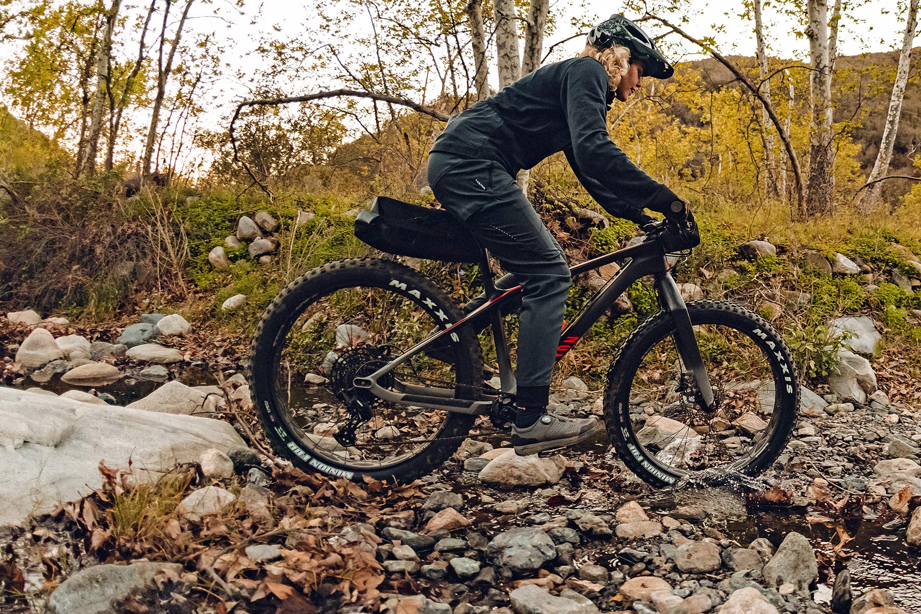 2022 Canyon Dude carbon fat bikes get more affordable - Bikerumor