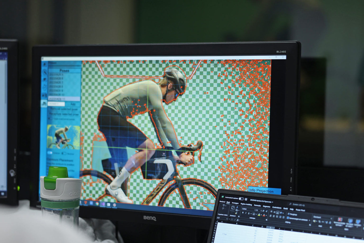 Apidura Aero Pack gravel racing bags save 16W to go faster! - Bikerumor