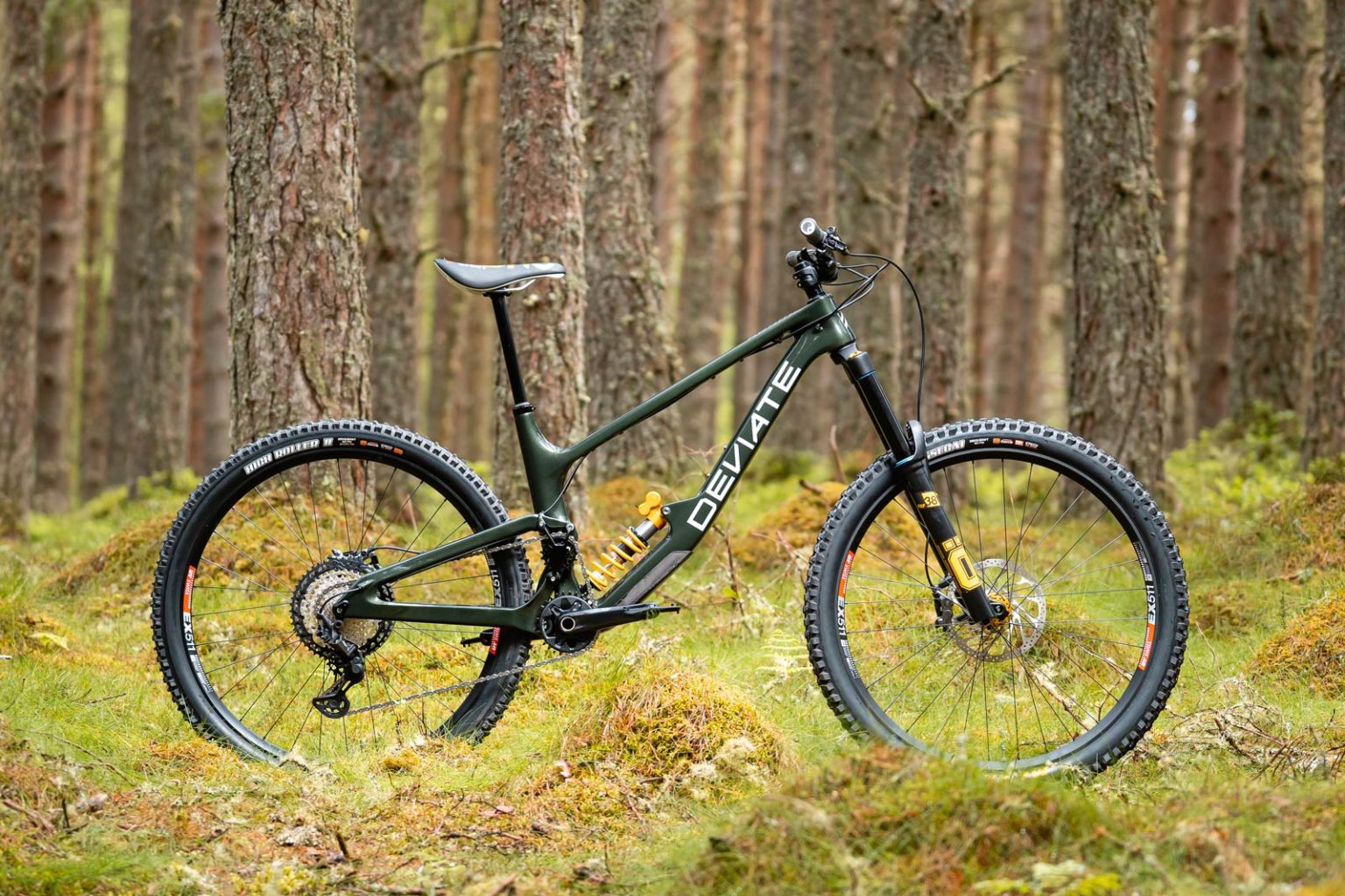 New Deviate Claymore is a 165mm travel high-pivot enduro bike - Bikerumor