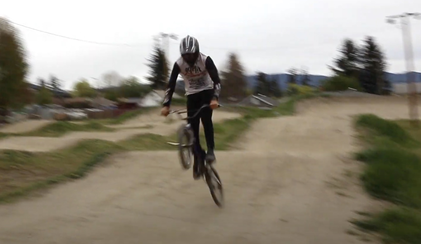 Bas van Steenbergen swaps out MTB for BMX in ‘The switch up’ - Bikerumor