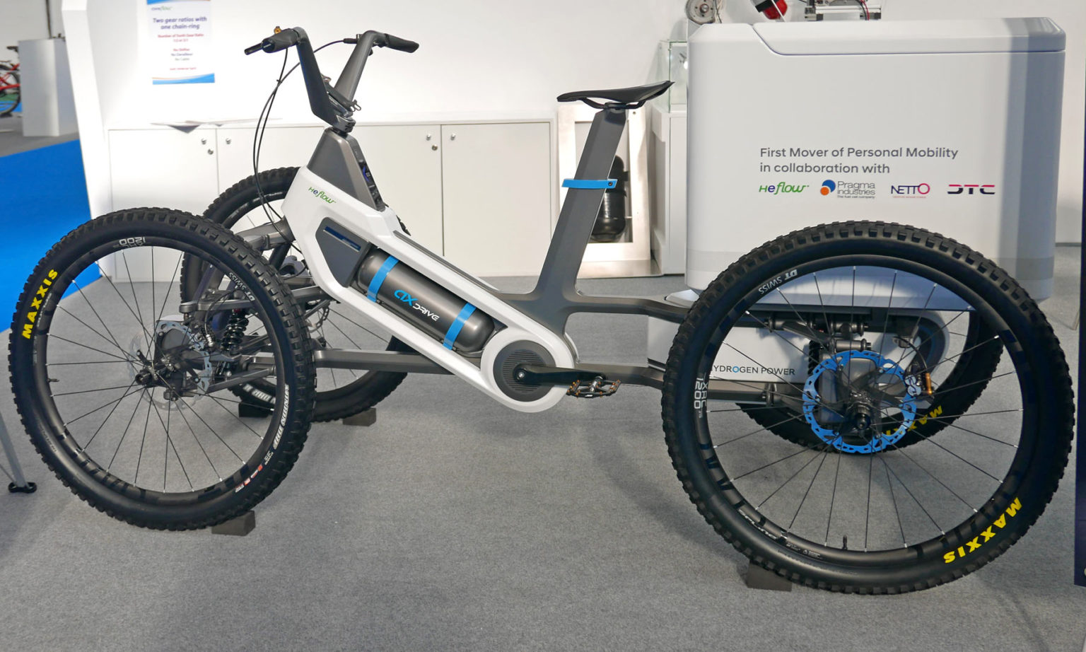 Eurobike Concept bikes: Recycled plastic, hydrogen & hubless - Bikerumor