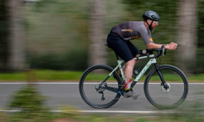 Review: PRO Compact Carbon Clip-On mini aero bar goes far - Bikerumor