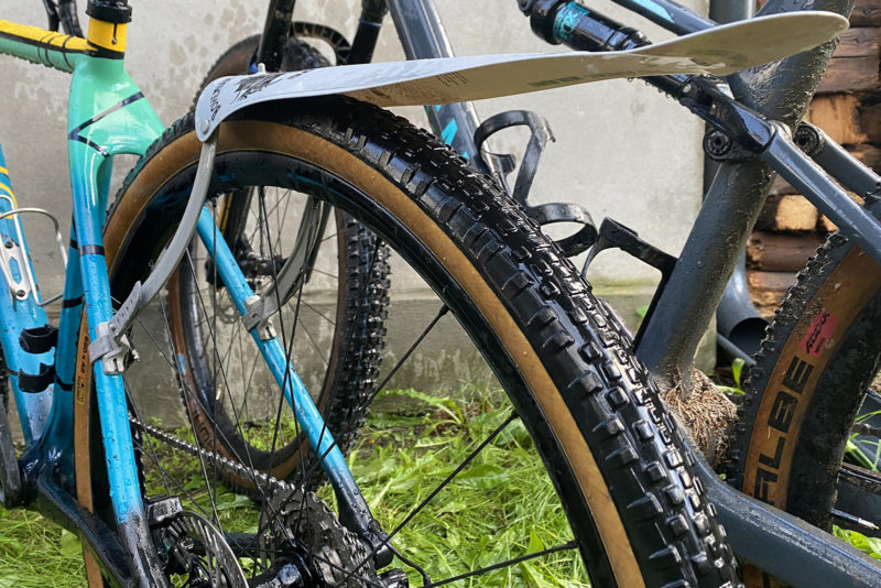 Review: Ass Savers Win Wing fender improves easy protection - Bikerumor