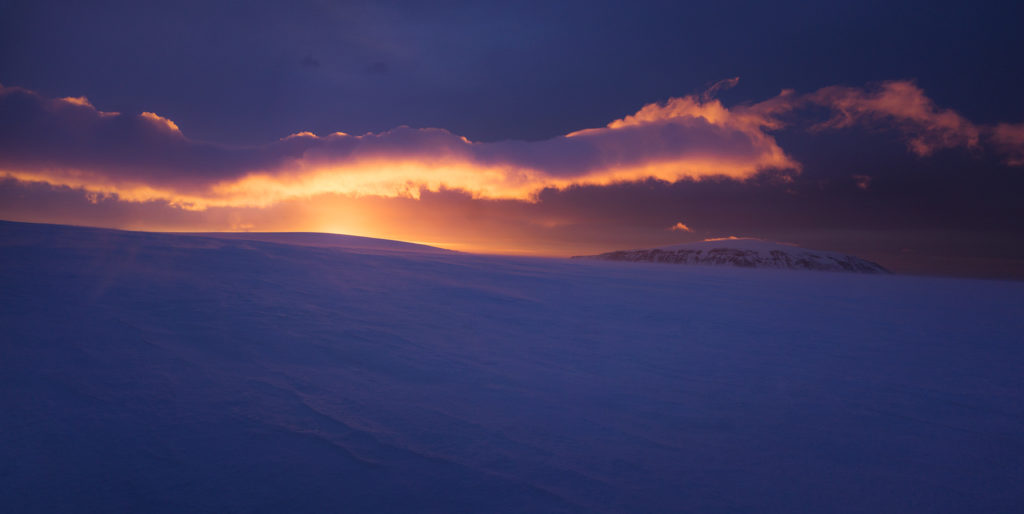 Shared Ice: A dream come true across the largest Icelandic icecaps » Explorersweb