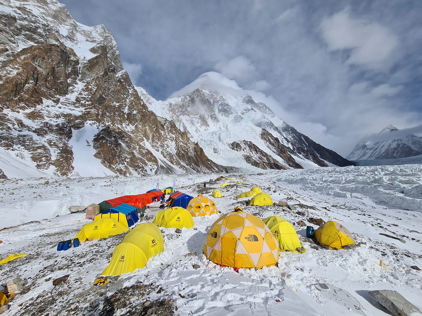 K2 Climbers Retreat To Base Camp Explorersweb K2 Climbers Retreat To Base Camp Explorersweb