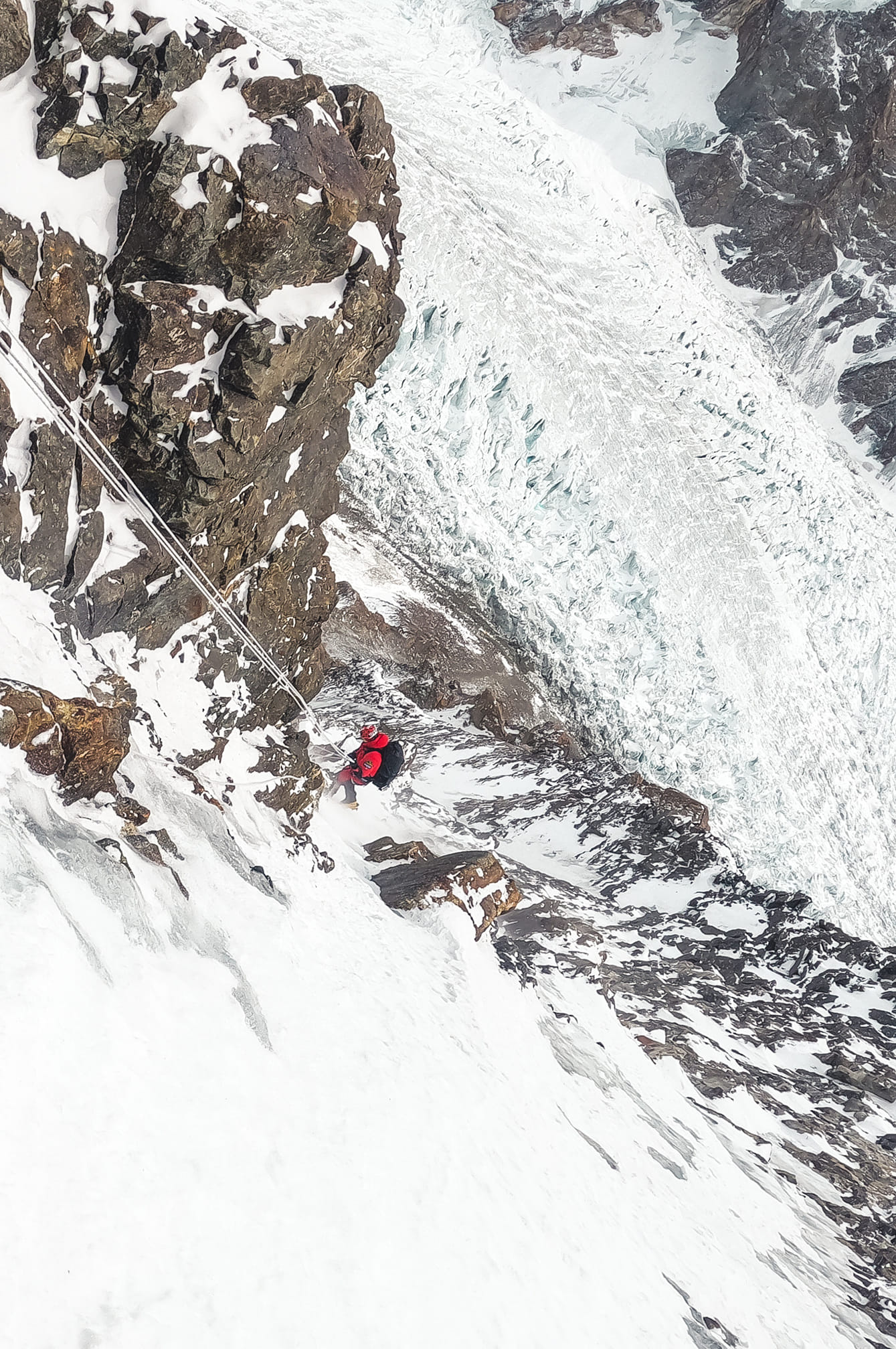 K2 Exclusive: Alex Gavan Reports From Base Camp » Explorersweb