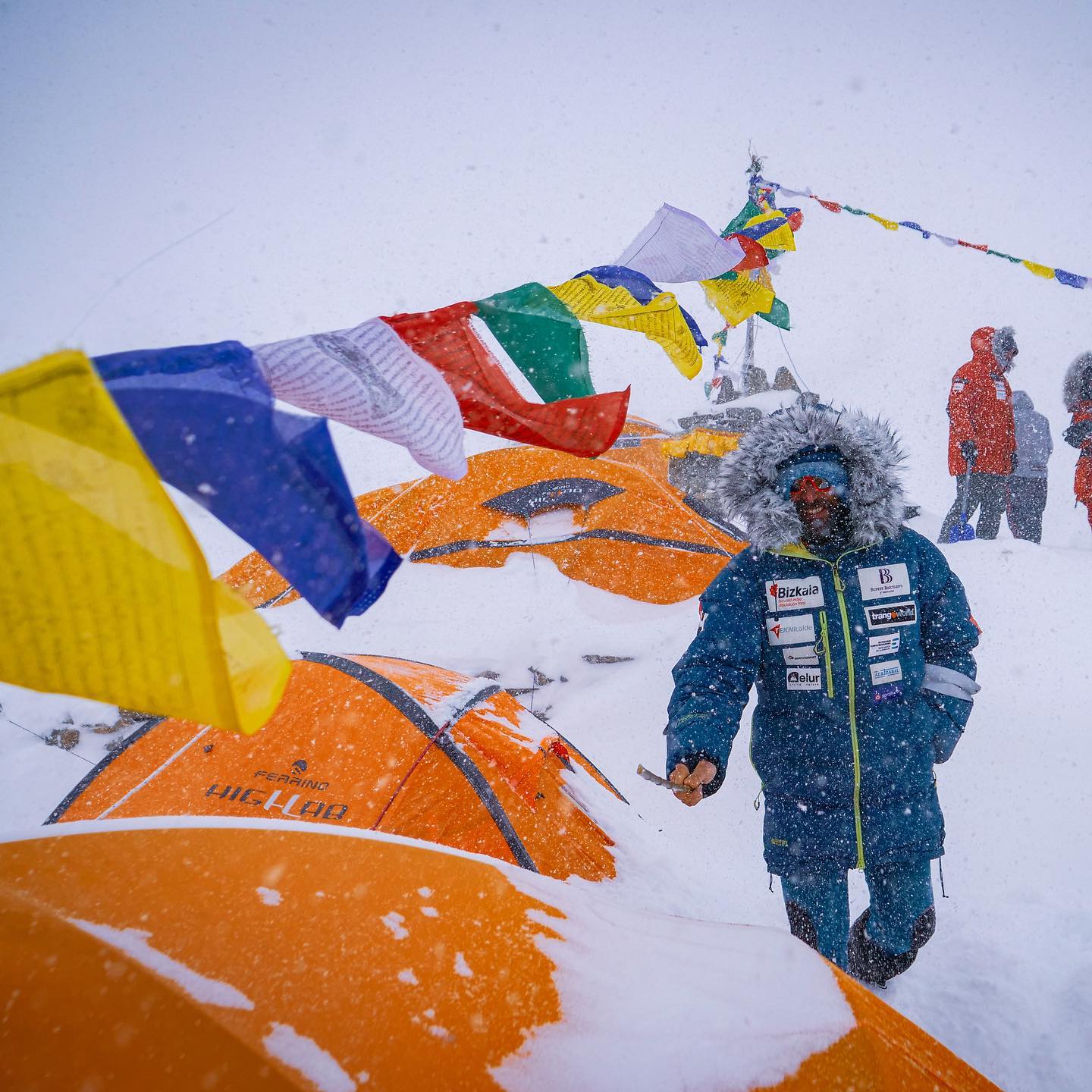 Manaslu: Malla and Tenji Sherpa Quit; Summit Push Next Week? » Explorersweb