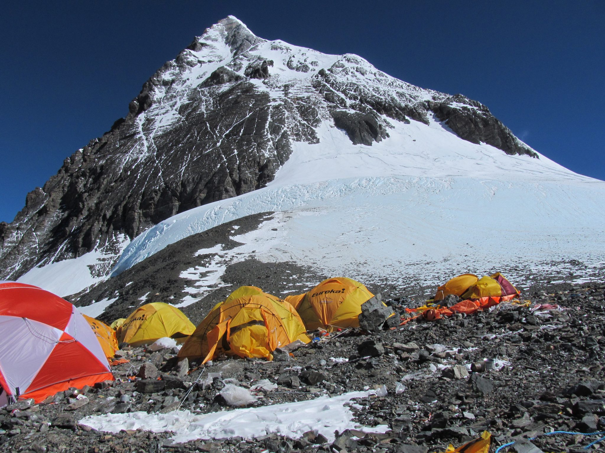 Everest: A Climber's Guide » Explorersweb