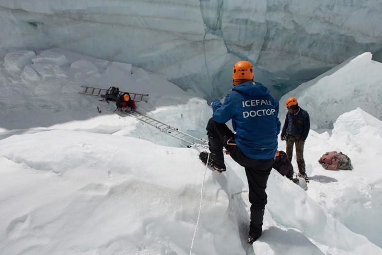 Everest: Ice Fall Doctors Begin Work as Winter Officially Ends in Nepal ...
