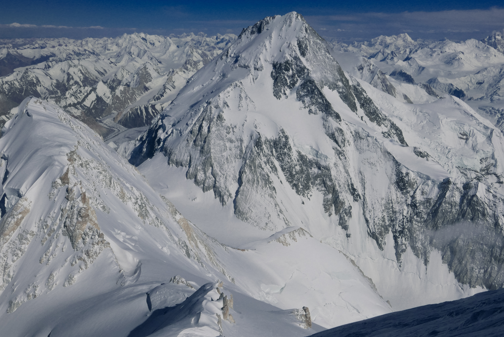 Gasherbrum II: A Climber's Guide » Explorersweb