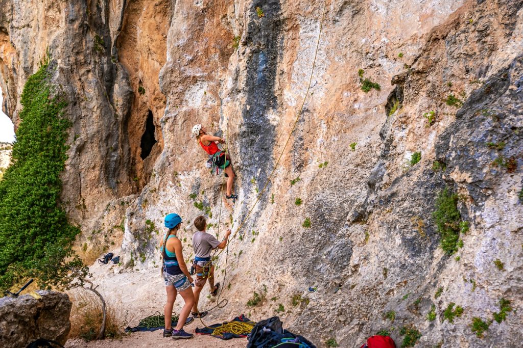 A Complete Guide to Climbing Grades » Explorersweb