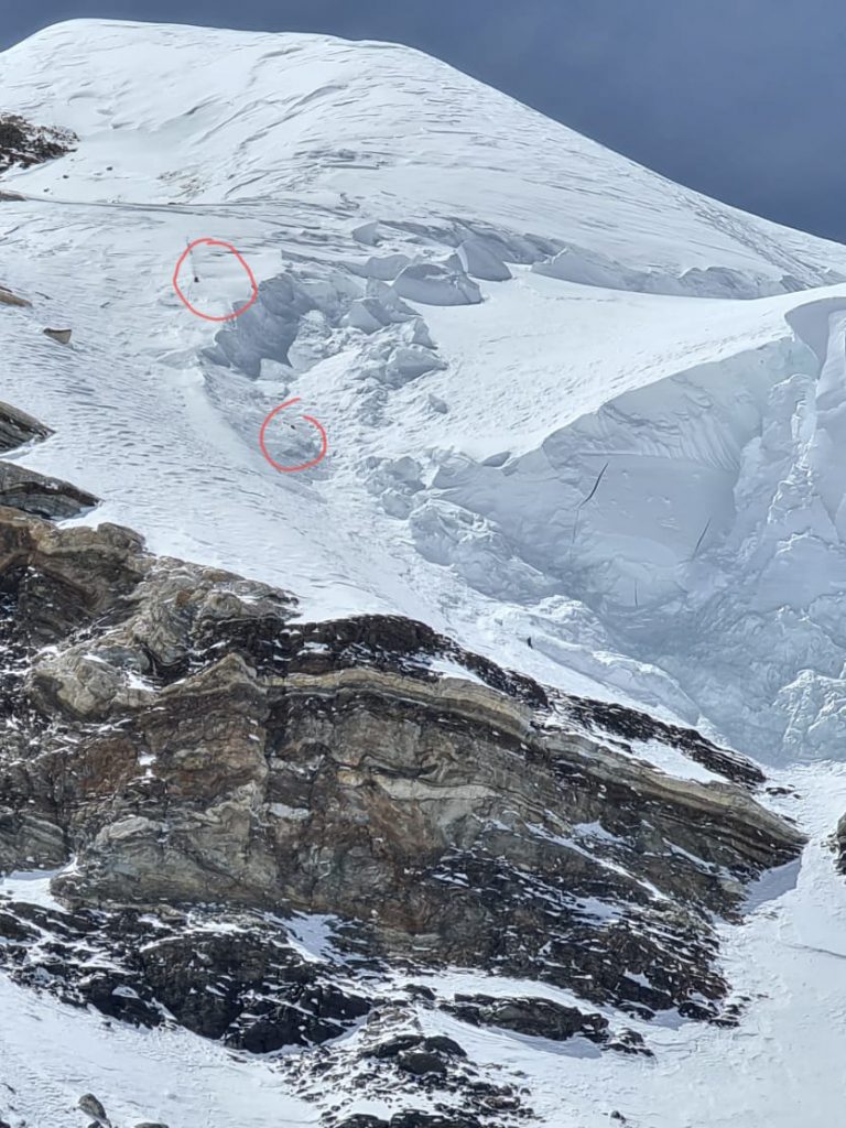 "I Found One of the Bodies on K2" -- An Exclusive Report » Explorersweb