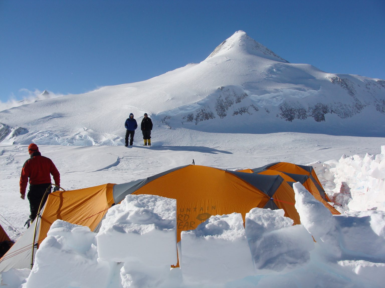 Mount Vinson: A Climber’s Guide » Explorersweb