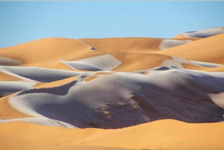 Rare Snow in the Sahara Yields Surreal Visuals » Explorersweb