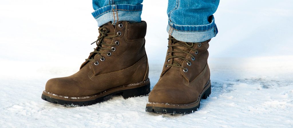 Warm, Comfy & Stylish: The Best Winter Boots Of 2022 - Explorers Web