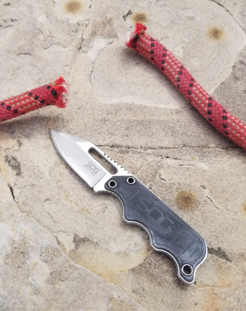 Accessorize Tactically With The Best Neck Knives Of 2022 » Explorersweb