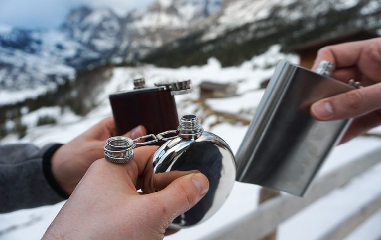 Take Your Booze On The Go With The Best Flasks Of 2022 » Explorersweb