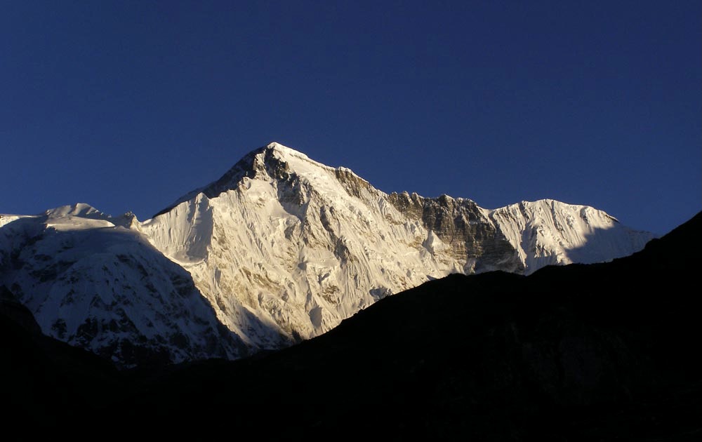 A Brief History of Climbing on Cho Oyu » Explorersweb