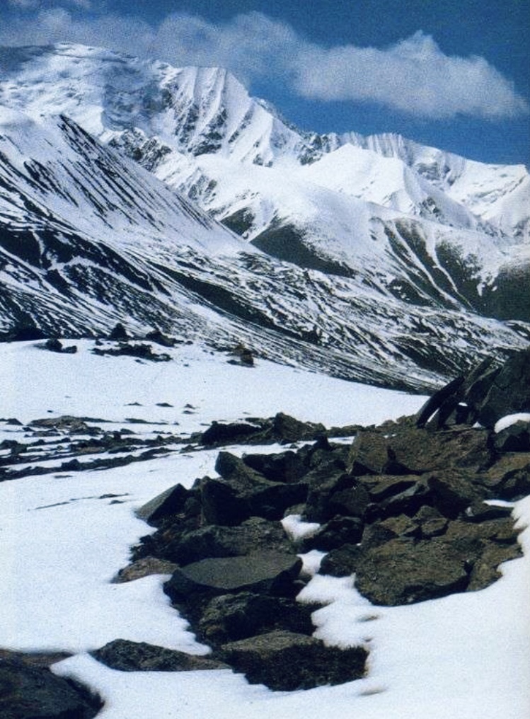 A Short History of Amne Machin, Once Believed to Be Higher Than Everest ...